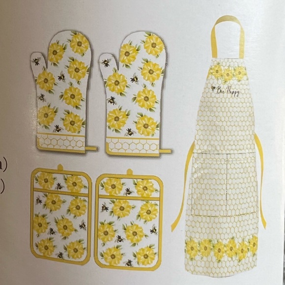 Martha Stewart | Kitchen | Bee Happy Kitchen Set | Poshmark